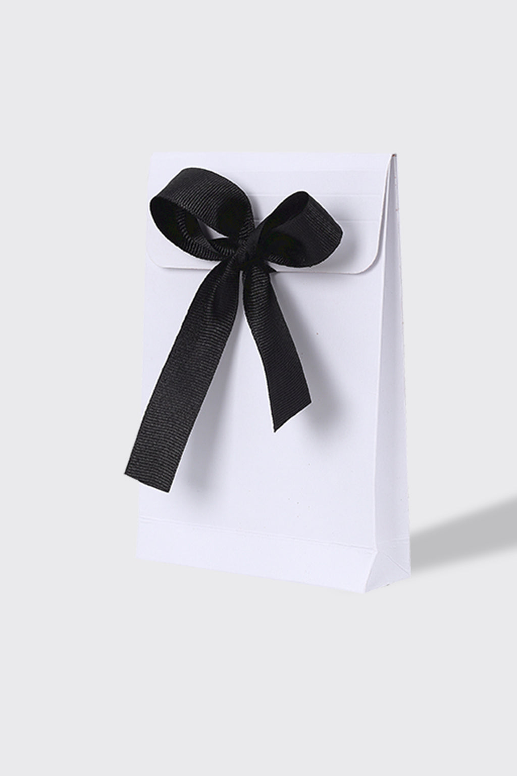11.5x17x3.5 cm Kurdeleli Beyaz Hediye Zarfı – Miligram Paper